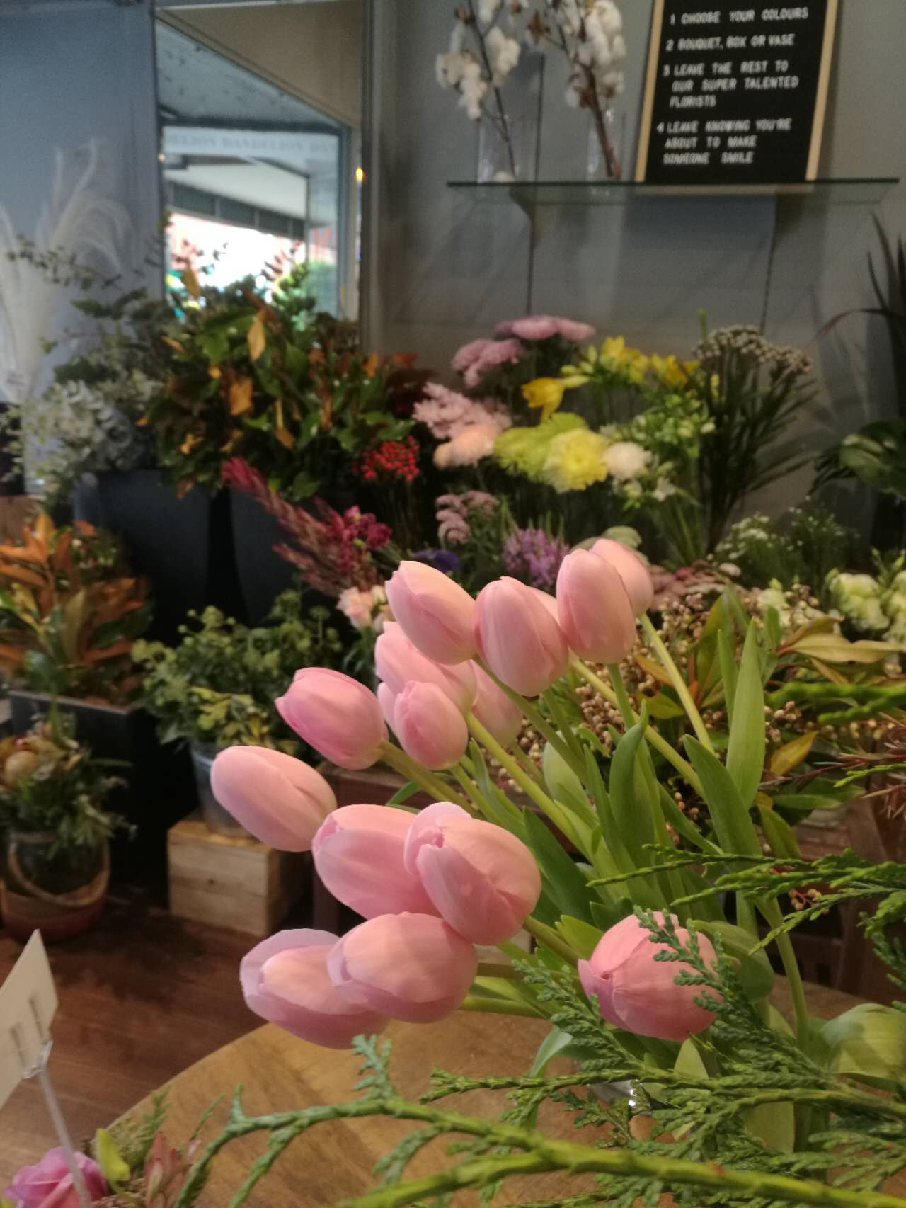 Top Trending Flower, Florist Kew Same Day Flower Delivery